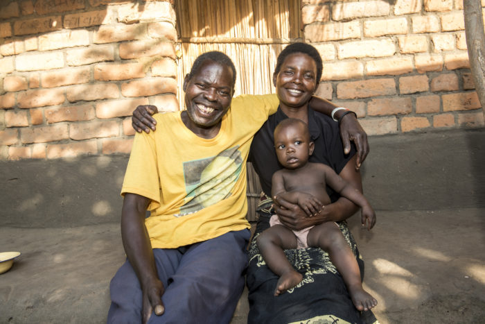 Family Unity in a Malawi Village - EGPAF